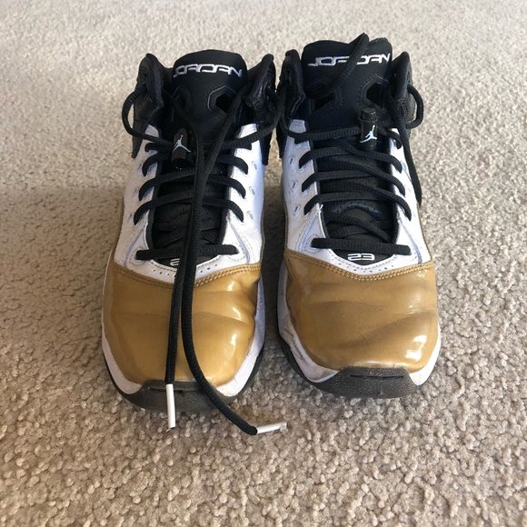 Jordan | Shoes | Nike Jordan Bloyal Gs White Black Gold ...